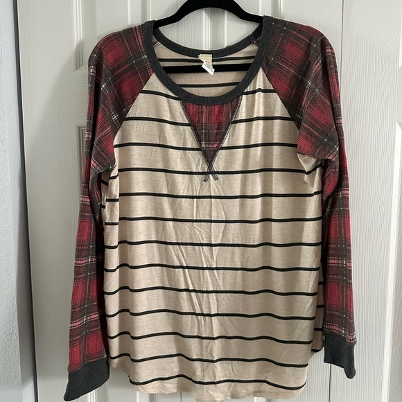 7th Ray | Tops | 7th Ray Black And Cream Striped Shirt | Poshmark